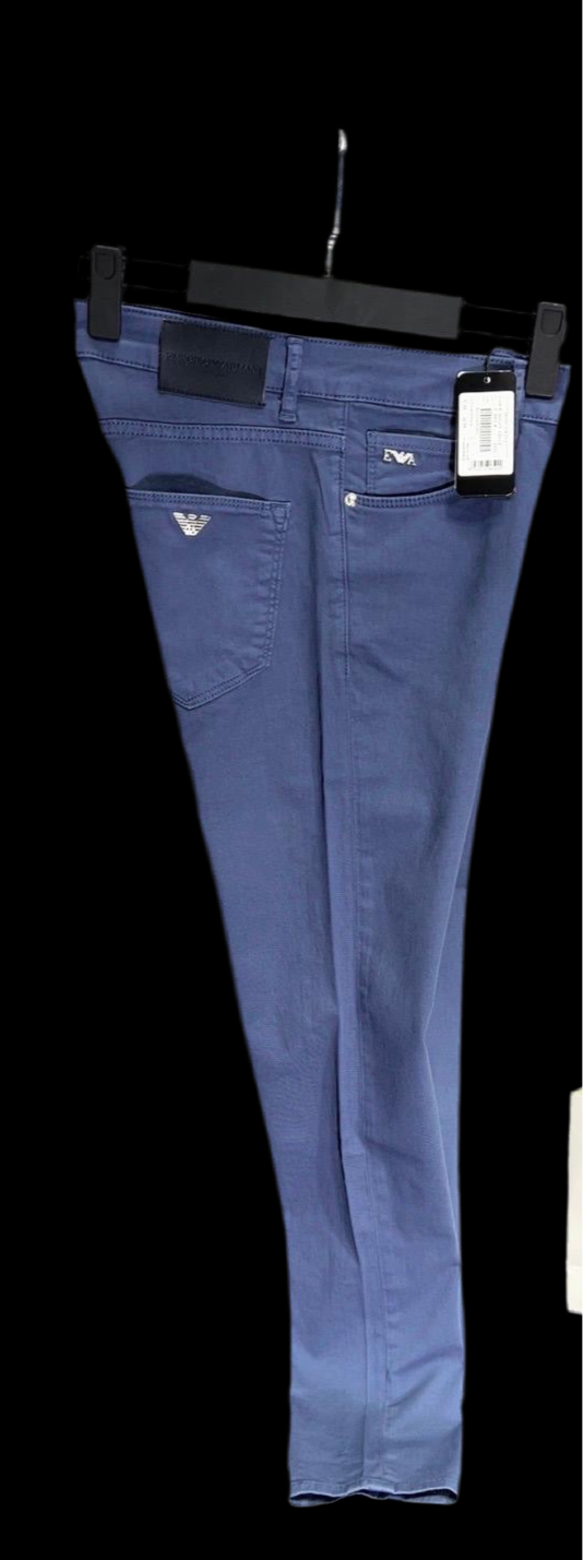 Timeless Denim Elegance – Paolo Rossini